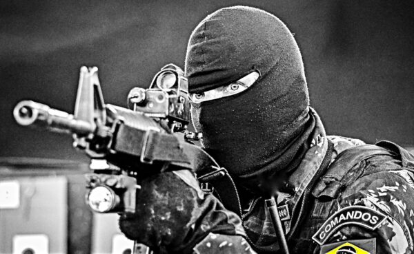 COpEsp: A Elite das Operações Especiais do Exército Brasileiro - Vida ...