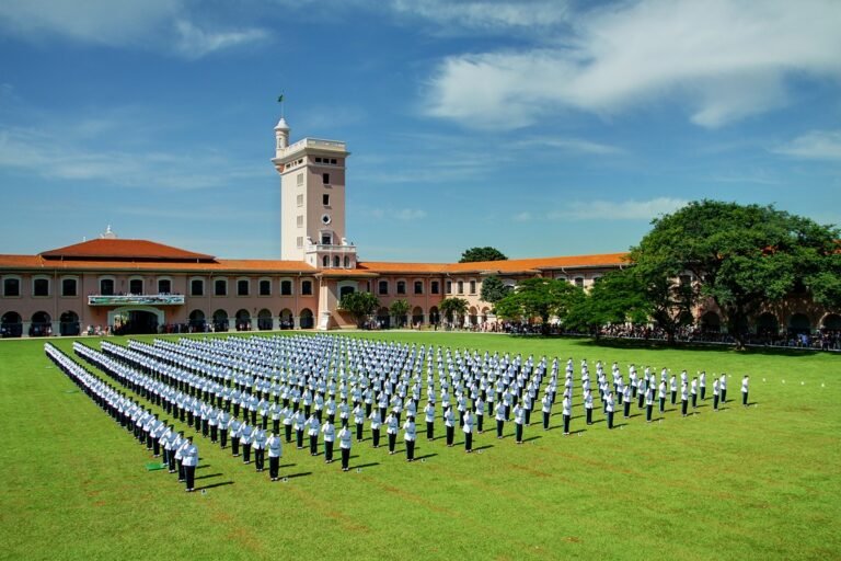EsPCEx 2026: como ingressar, carreira e salários na Escola de Cadetes ...